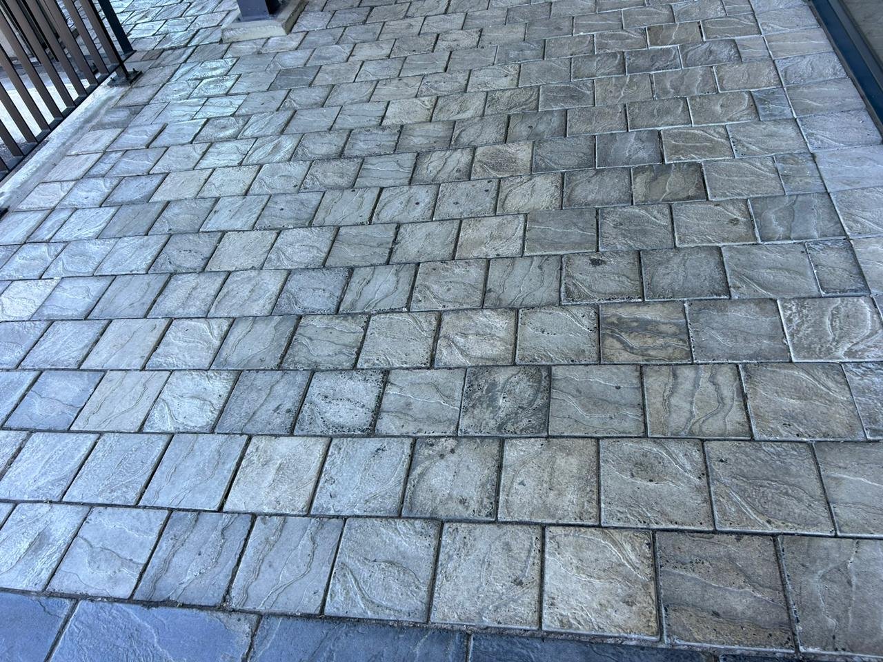 Walk Way Paving Slabs Cobbles (200mm x 200mm x 50mm) - Charcoal (24 Pcs ...