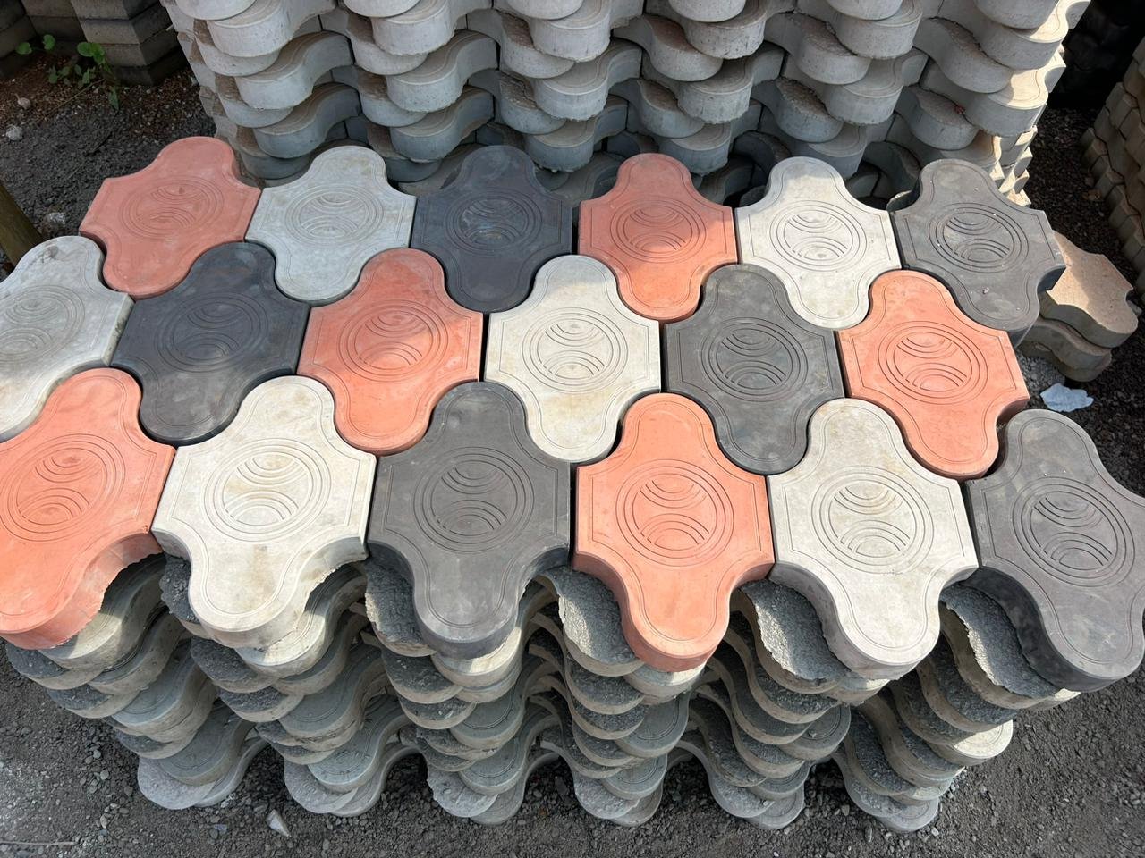 Twin Belly Smart Paver (300x200x50mm)-Coral Red (25 Pcs/M2) SKU139 ...