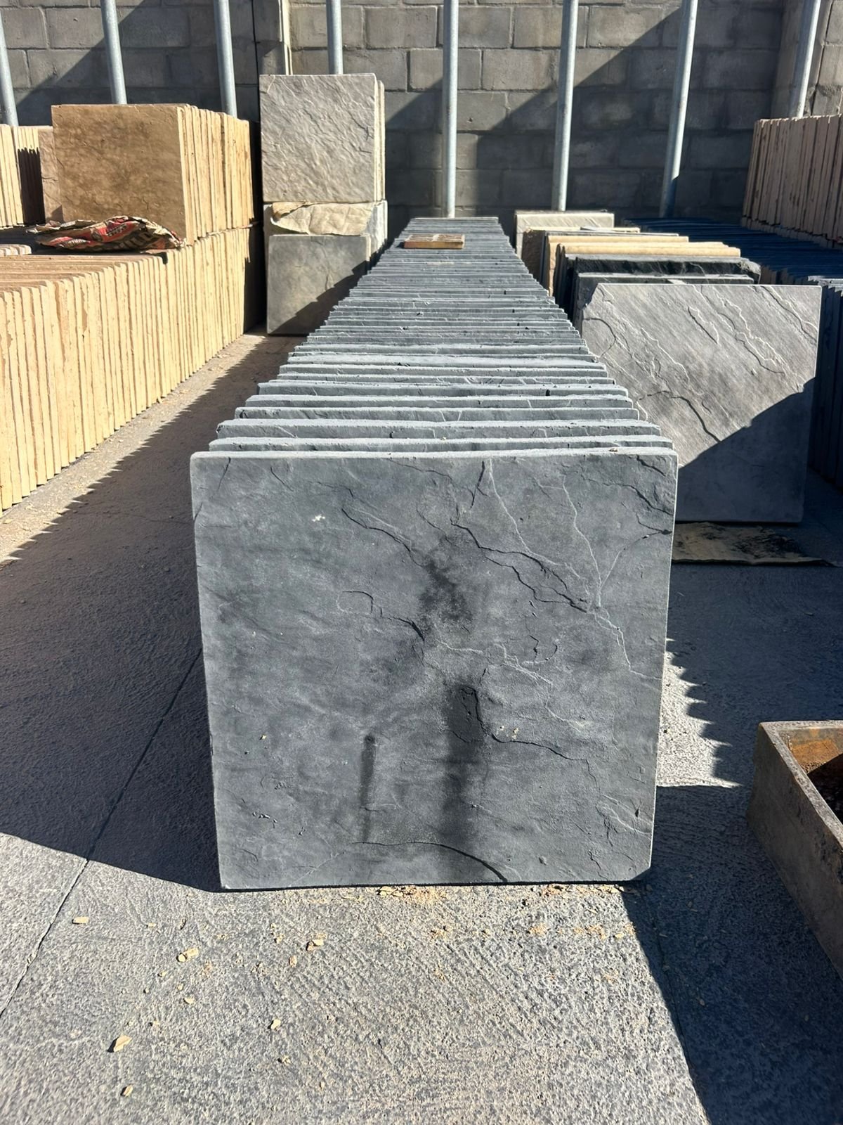 Paving Slabs (300mm x 300mm x 40mm) -Black (10 Pcs/M2) SKU10010 ...