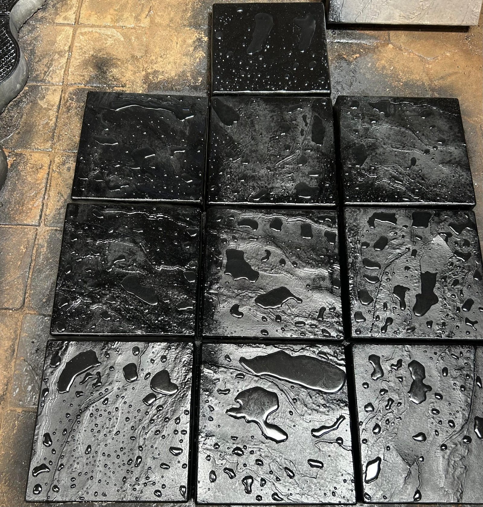 Paving Slabs (300mm x 300mm x 50mm) -Black (10 Pcs/M2) SKU100 - iConic ...